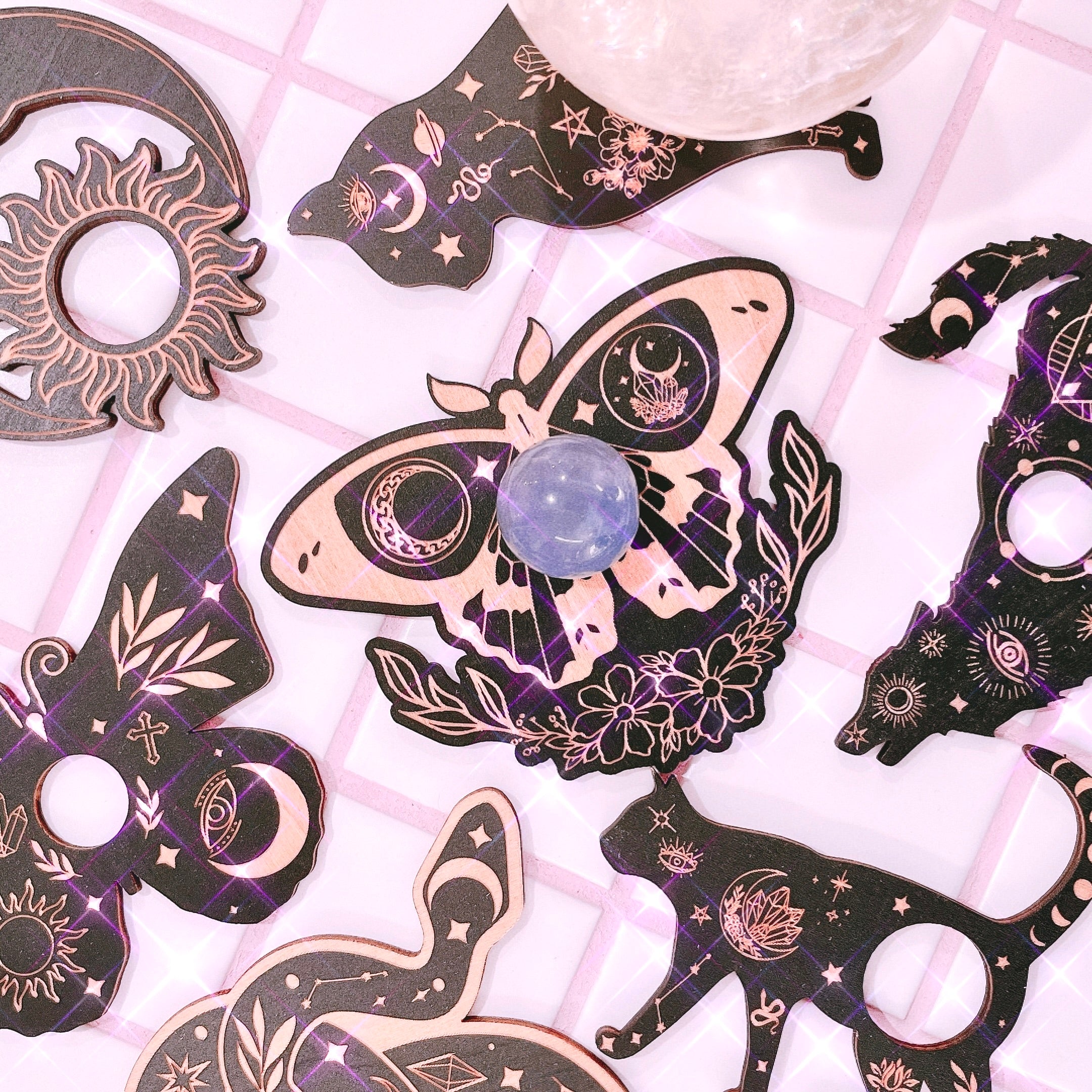 Animal Collection - Wood Sphere Holders – Love Potion Crystals