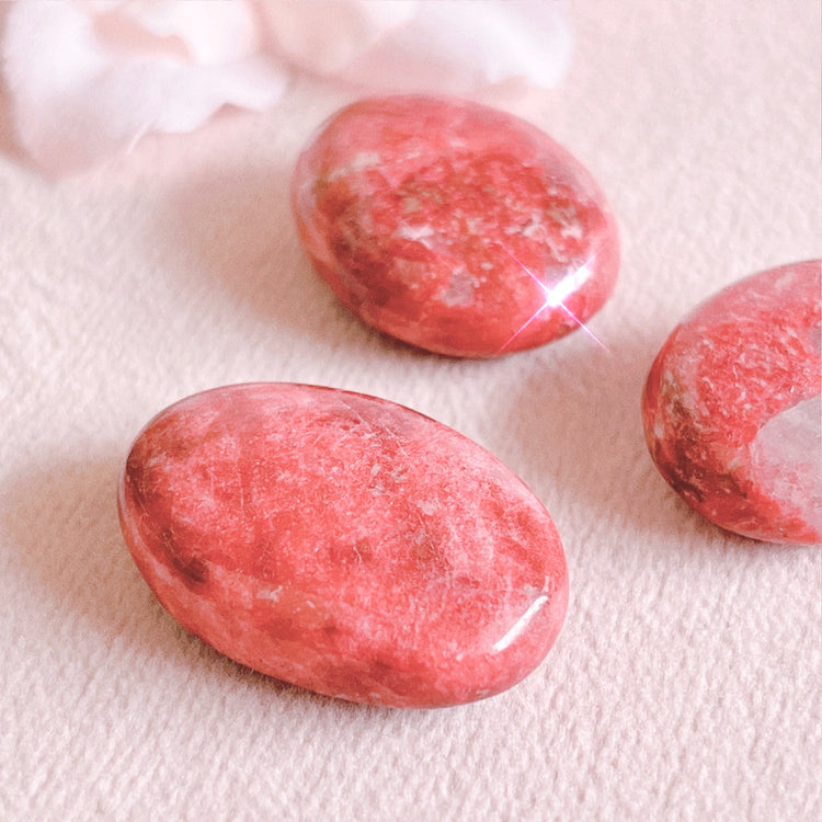 Thulite Crystal Meaning – Love Potion Crystals